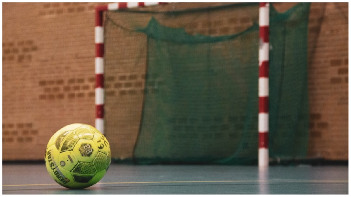 Ini 7 Manfaat Bermain Futsal. Ternyata Banyak Positifnya!
